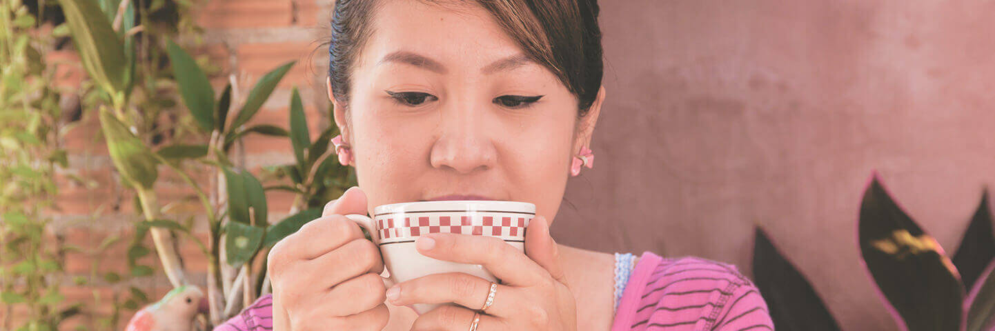 Essiac Tea Cancer Treatment - Ingredients, Benefits, & Side Effects